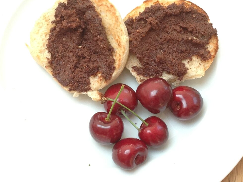 Healthier Nutella Alternative - Thrifty Lesley