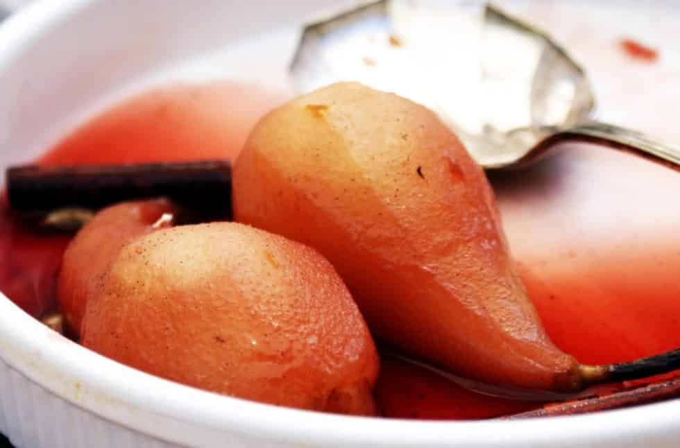 Easy Poached Pears Without Alcohol - Thrifty Lesley